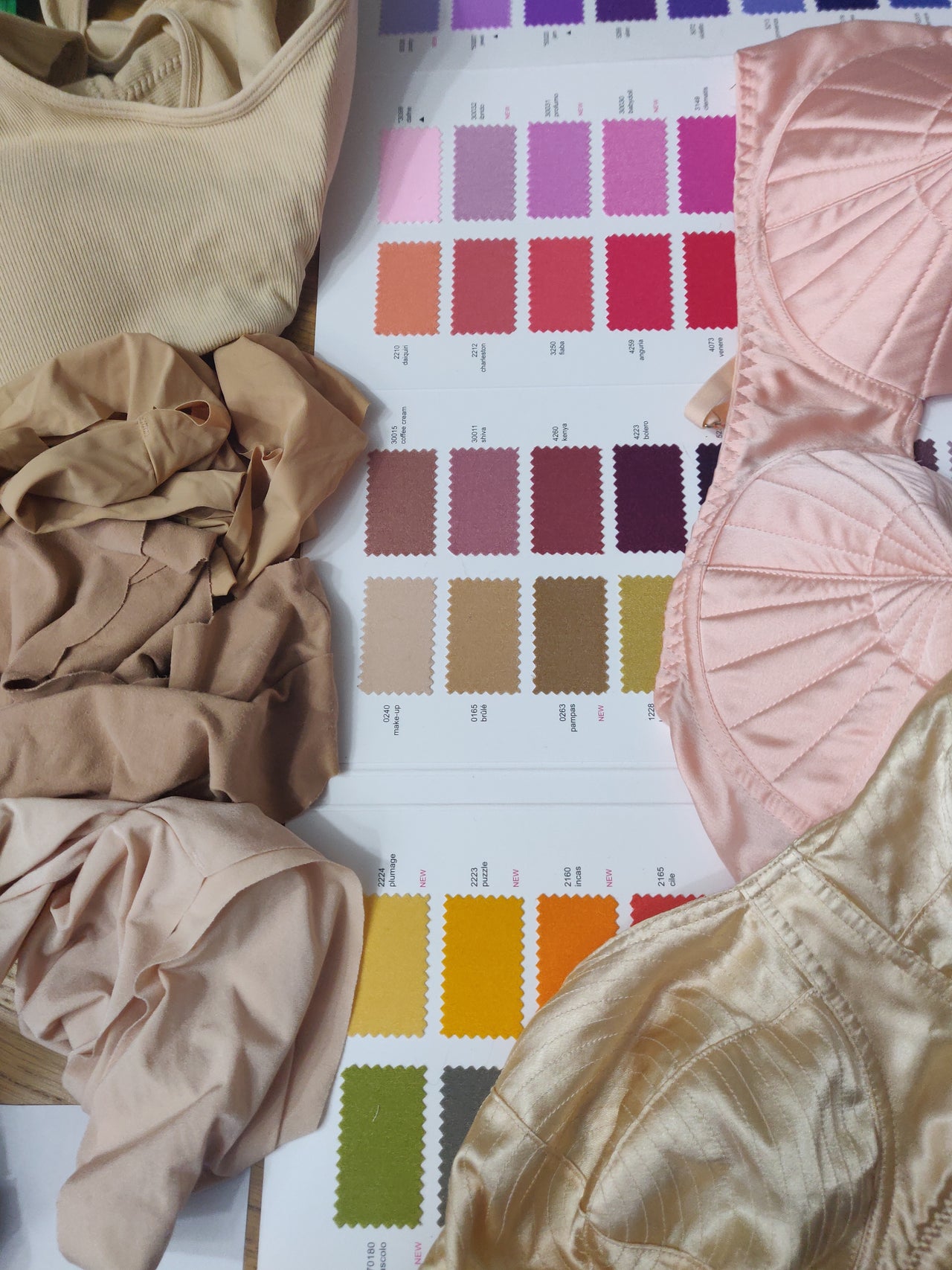 'Champagne' vs Ivory vs Beige – Kiss Me Deadly